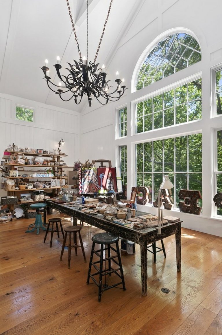 Home Tour: Celebrity Home Tours To Get Ideas Of!